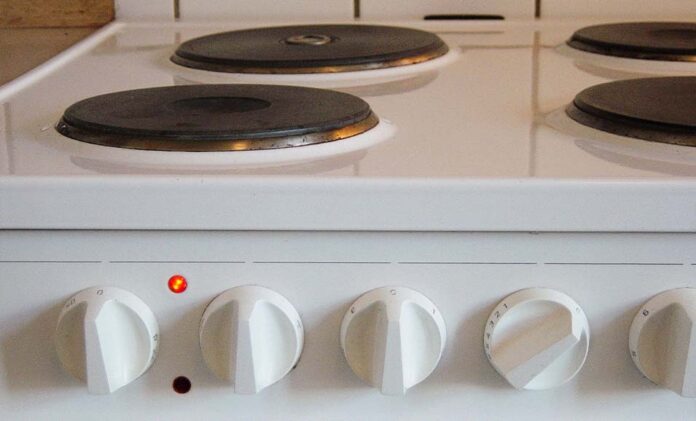 Why Are Electric Stoves So Slow? – Is There Anything You Can Do ...