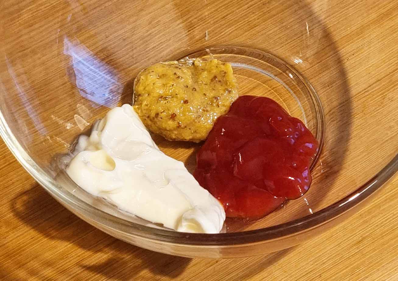 Delicious Burgers With No Lettuce And No Pickles – Our Secret Recipe ...