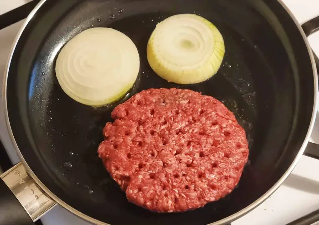 Delicious Burgers With No Lettuce And No Pickles – Our Secret Recipe ...
