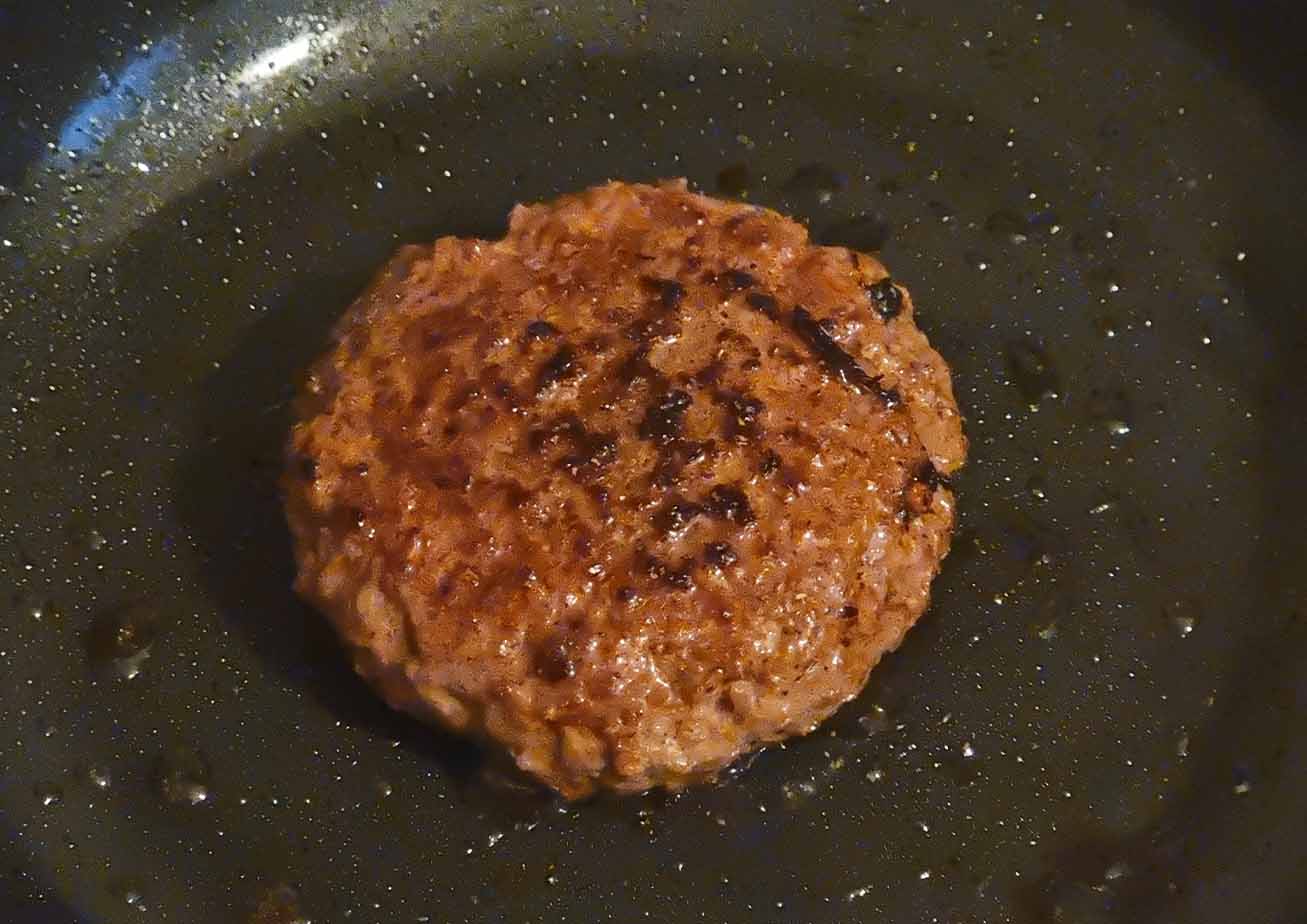 Delicious Burgers With No Lettuce And No Pickles – Our Secret Recipe ...